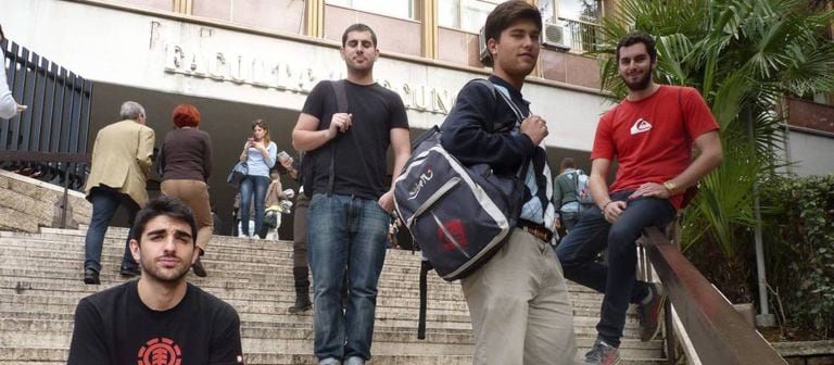 Erasmus study abroad program: Spain slashes Erasmus budget by more than ...